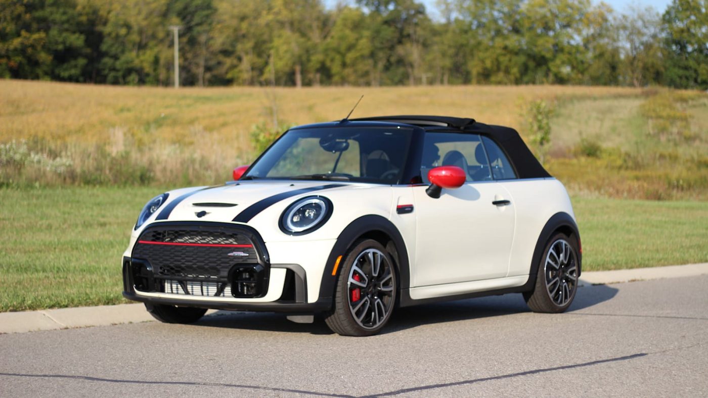 MINI JCW Convertible 2022 - Đánh giá chi tiết MINI Cooper Mui trần 2022